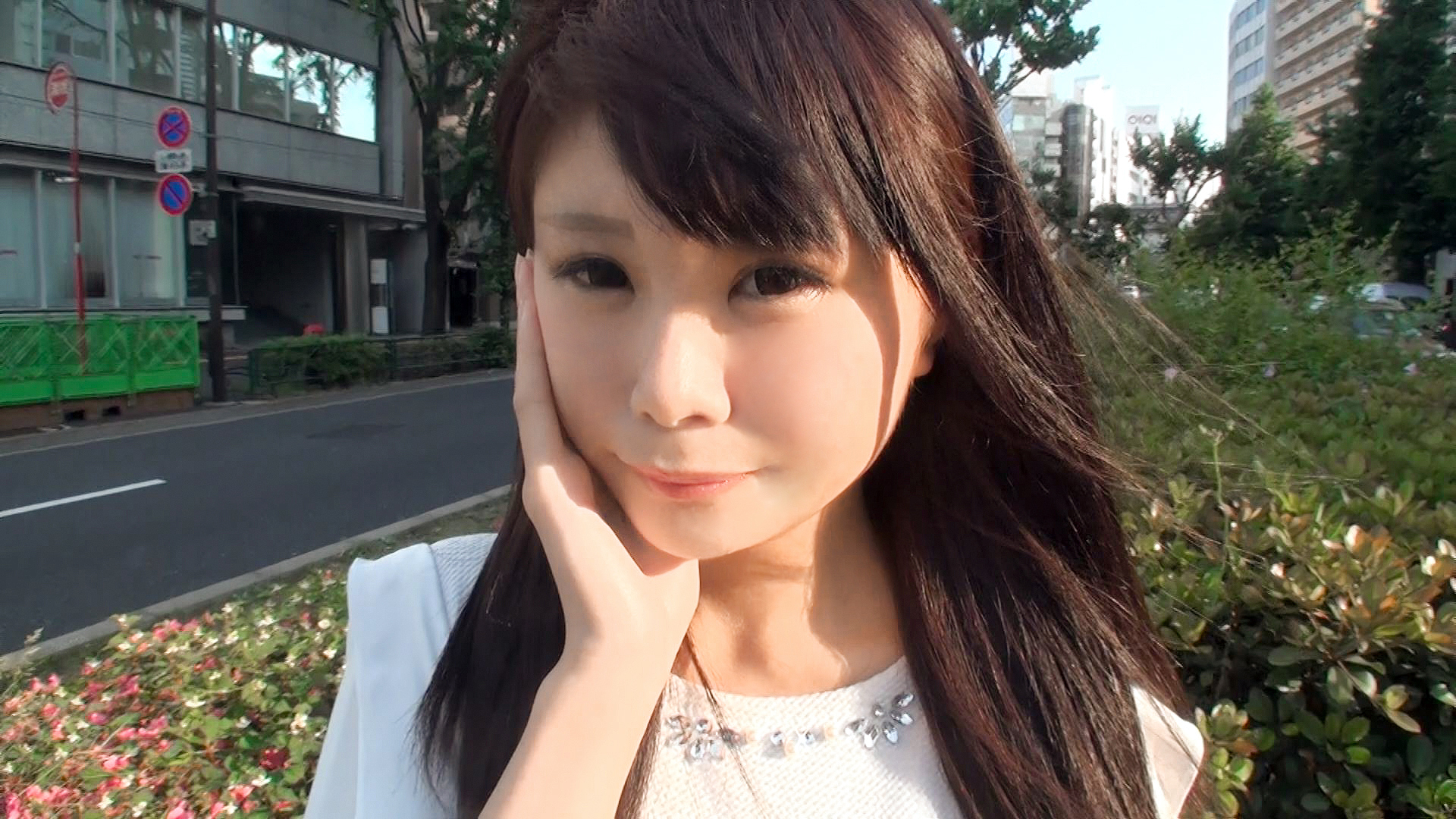 【電マオナニー好きな女子大生】センズリ鑑賞に持ってこいの素人娘を個人撮影 タダ見av速報